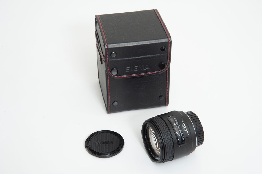 Sigma High-Speed Wide 28mm 1.1.8 Aspherical (D'occasion) à Lausanne ...