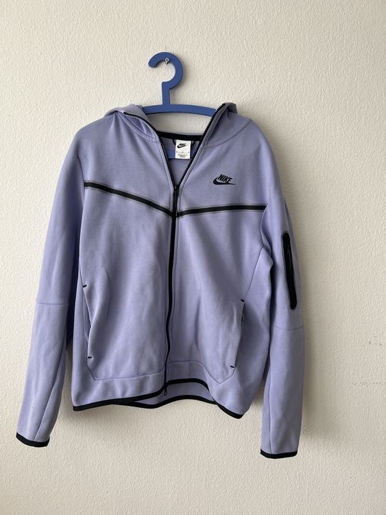 Nike Tech Fleece Zip Hoodie Lila , Grösse M (Gebraucht) in Zürich für ...