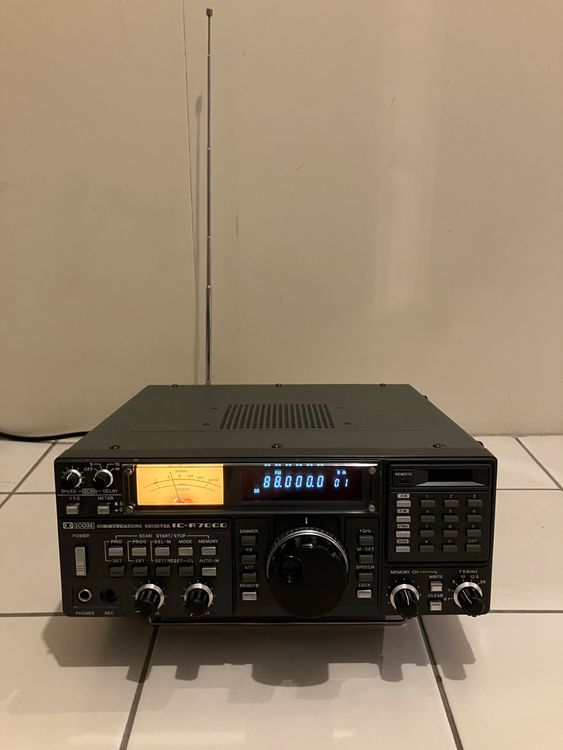 CB-/Amateurfunk Rarität "Receiver ICOM IC-R7000" (Gebraucht) in Zug für ...