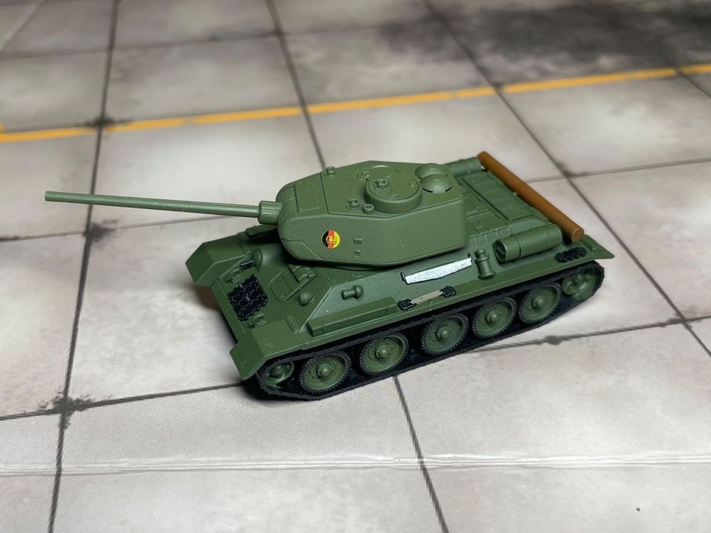 T-34 NVA DDR 1/87 (Neu und originalverpackt) in Hochfelden für CHF 19 ...
