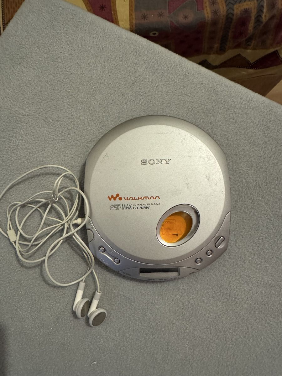 Sony Walkman D-E340 CD-Player tragbar - Top Zustand! (Gebraucht) in ...