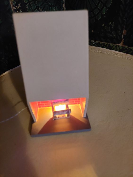 Wunderschönes Chemine mit Lichtflamme fürs Puppenhaus Lundby (Gebraucht ...