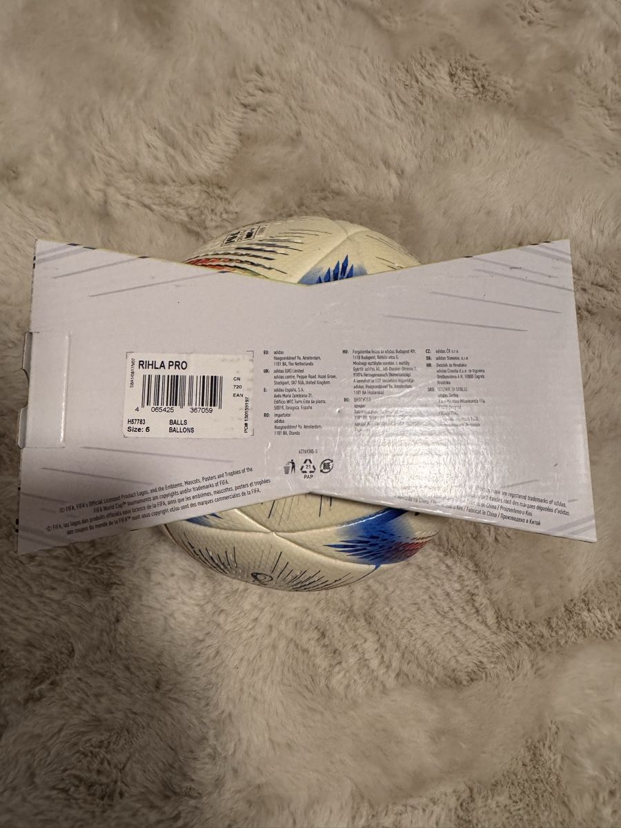 Neuer Adidas Al Rihla Pro WM 2022 Fussball Matchball! (Neu und ...