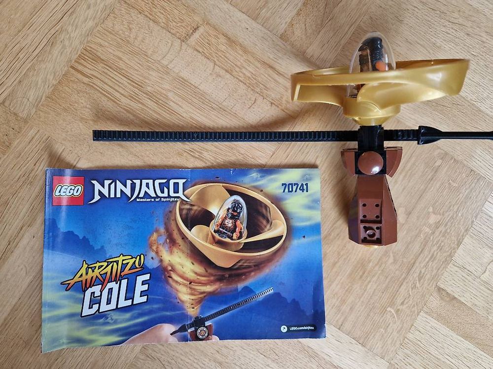 Lego Ninjago - Airjitzu Cole Flieger (70741) (Gebraucht) in Möhlin für ...