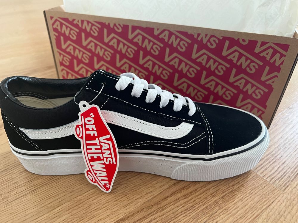 Vans „Old Skool Plat“ Damen (Neu und originalverpackt) in Luzern für ...