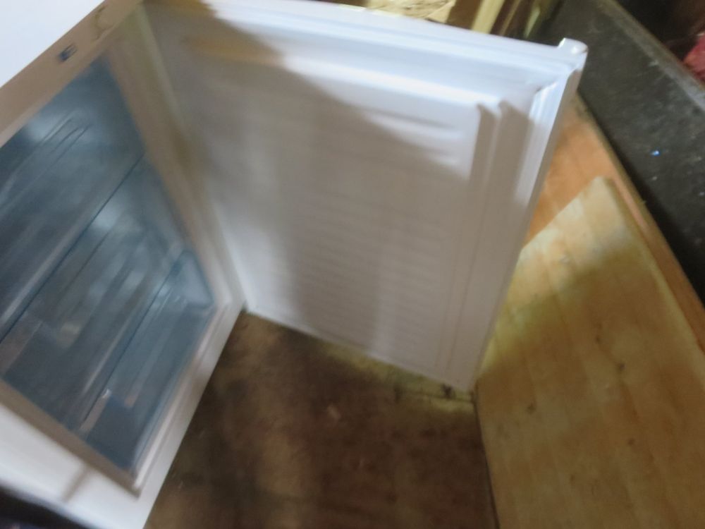 Gefrierschrank Novomatic TF 110-IB ab Fr. 1.00 (Gebraucht) in Rüschegg ...