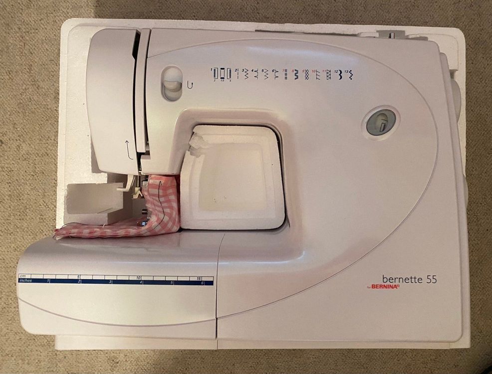 Bernina Bernette 55 mit Fuss-Kontroller (Gebraucht) in Zürich für CHF ...