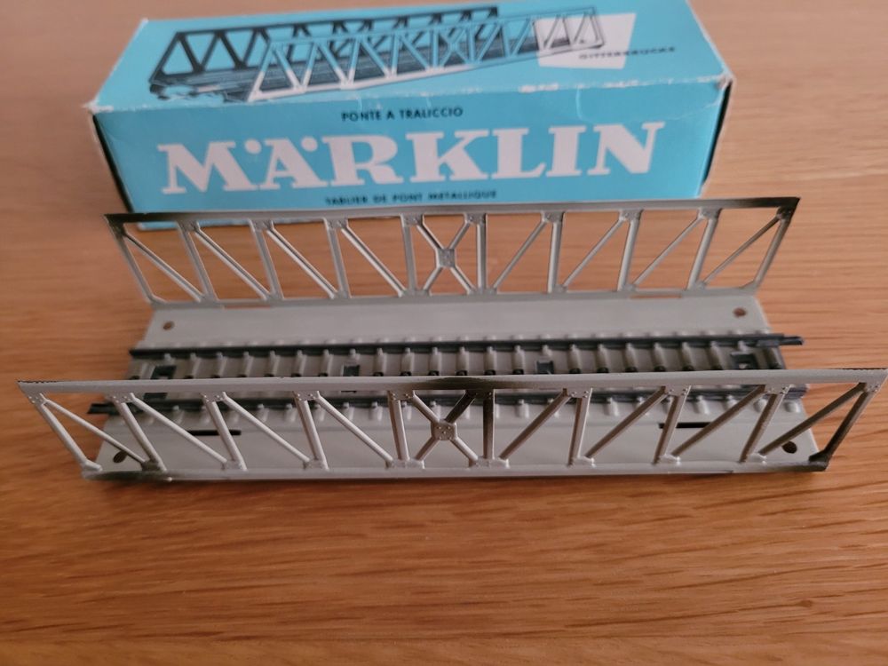 Märklin H0 7162 - Gitterbrücke aus Metall - mit OVP hellblau | Kaufen ...