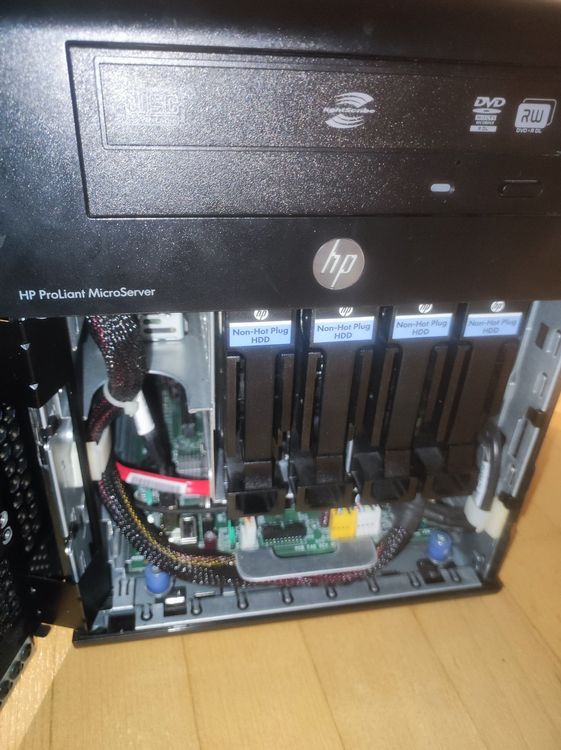 HP ProLiant Micro Server (Gebraucht) in Zürich für CHF 21 – mit Lieferung auf Ricardo kaufen