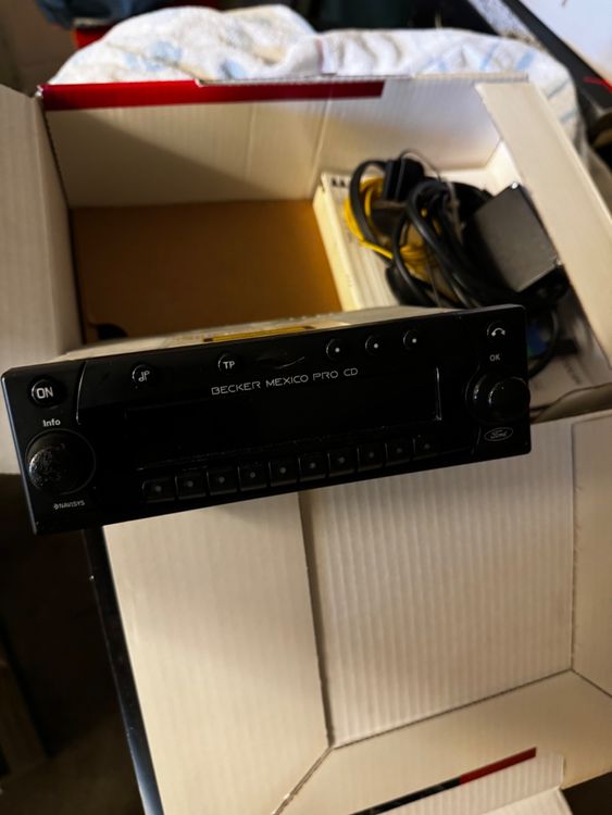 Becker Mexico Pro CD Autoradio + Ford Radioblende NEUE PREIS (Gebraucht ...