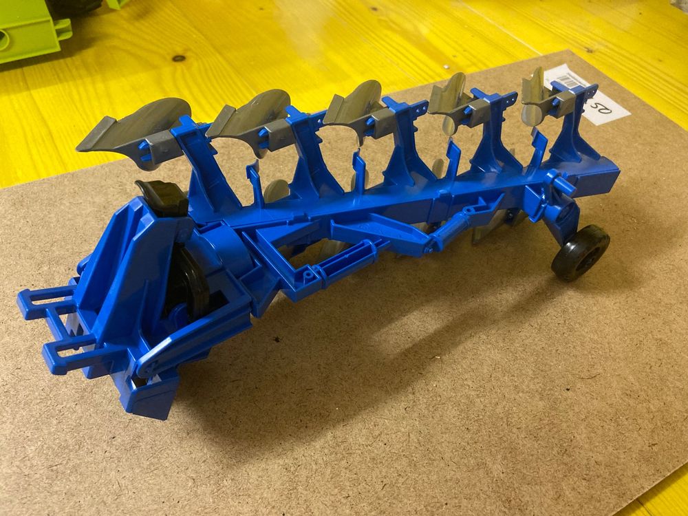 Bruder Wendepflug Vario V500 C (Gebraucht) in Maisprach für CHF 5 – mit ...