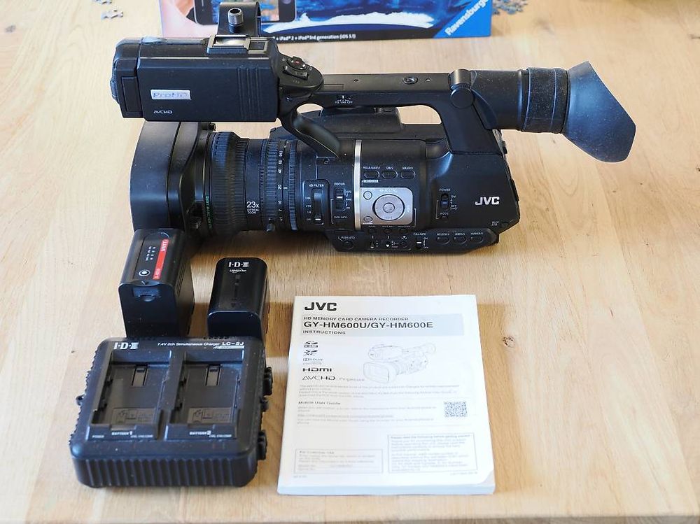 Professional Camcorder JVC GY-HM 600U (Gebraucht) in Winterthur für CHF ...