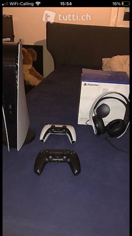 Playstation 5 digital+ 2 Controller+3D Pulse Headset+FIFA 23 | Kaufen auf Ricardo