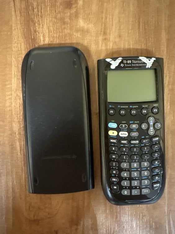 Texas Instruments TI-89 Titanium Graphenrechner (Gebraucht) in Lyss für ...