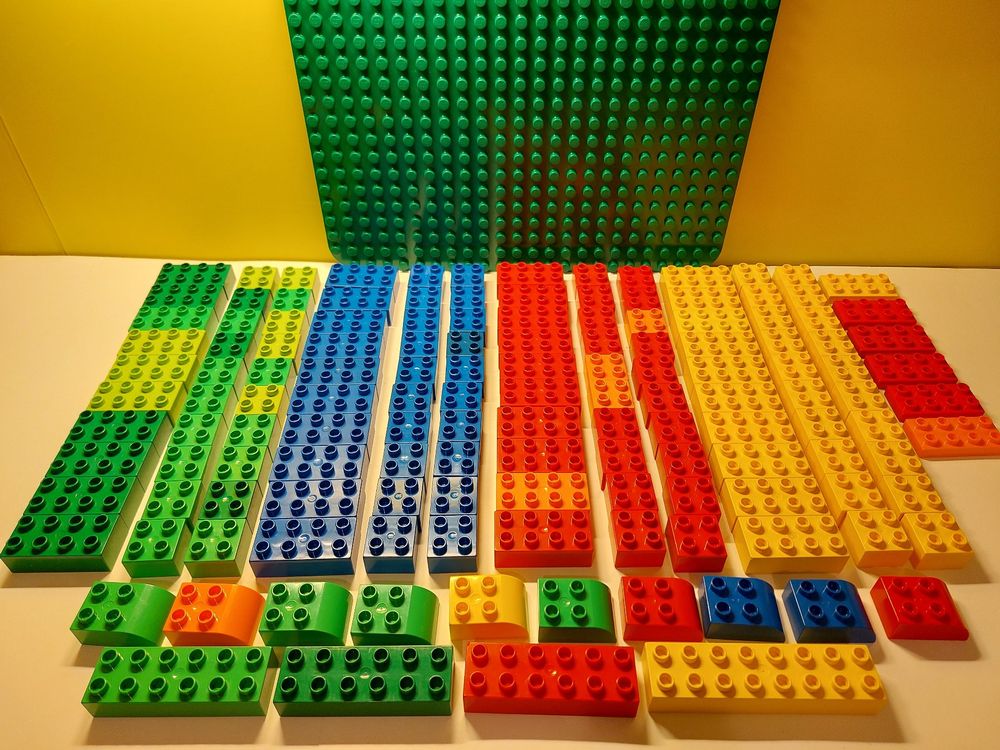 Lego Duplo grosse Grundplatte + 140 Bausteine | Kaufen auf Ricardo