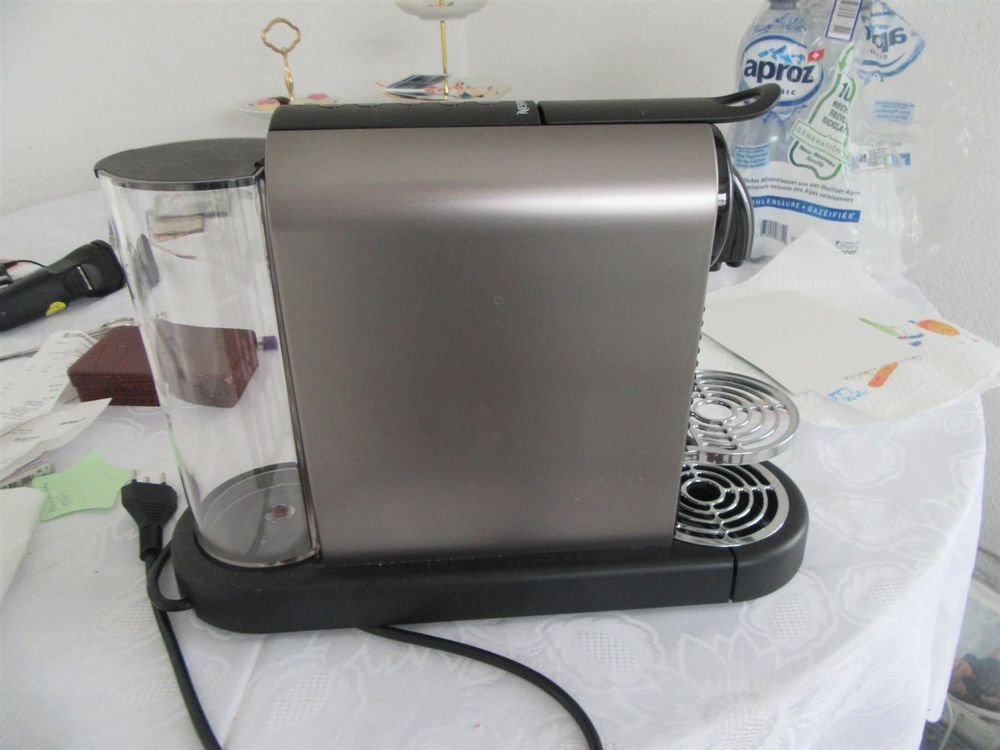 Nespresso Kaffeemaschine mit Kapseln | Kaufen auf Ricardo