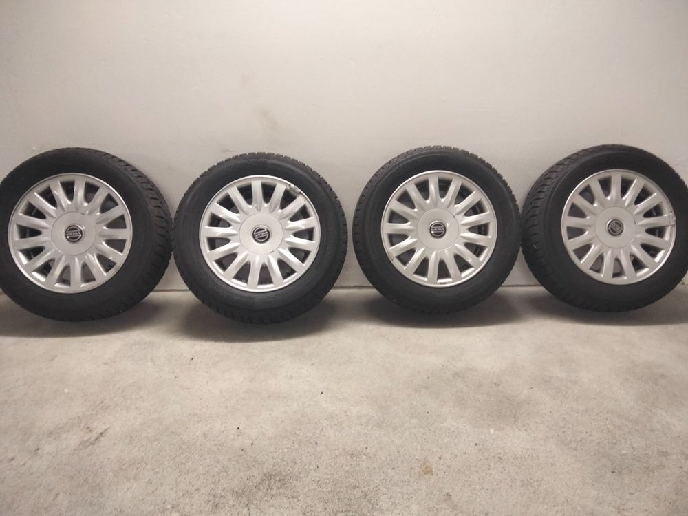 Alufelgen mit Winterreifen zu Volvo 940 (Gebraucht) in Hallau für CHF ...