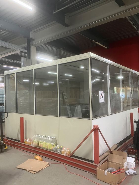 Hallenbüro (Gebraucht) in Altbüron für CHF 450 – nur Abholung auf ...