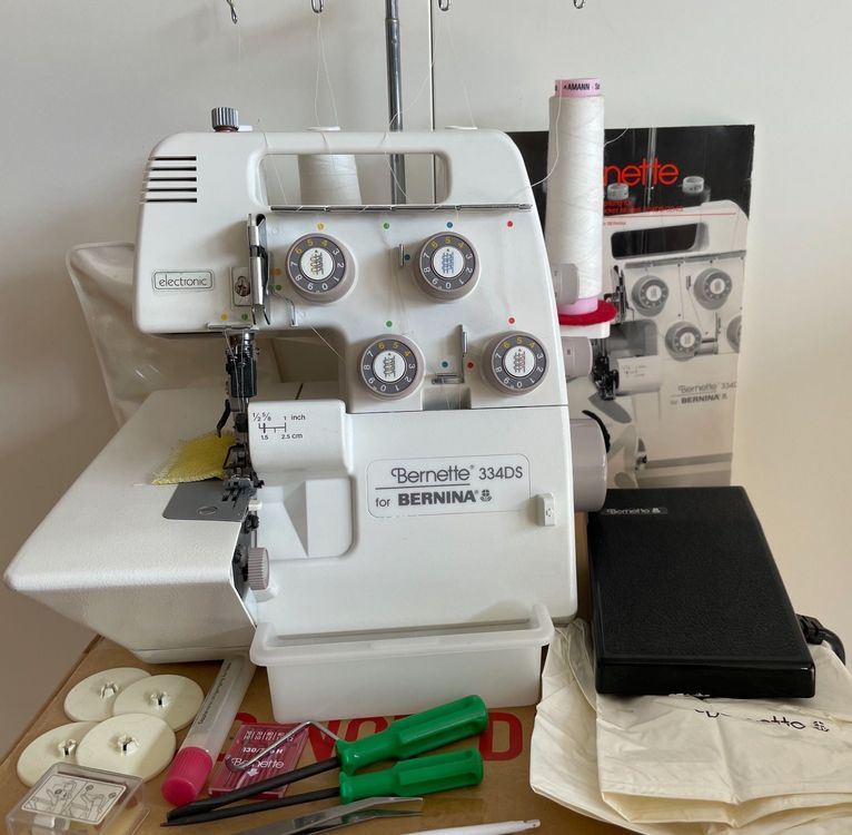 BERNETTE 334DS Overlock Nähmaschine (Gebraucht) in Tramelan für CHF 611 ...