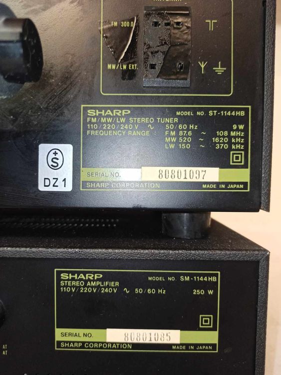 Amplificateur + tuner Sharp vintage. (Gebraucht) in La Chaux-de-Fonds für CHF 50 – mit Lieferung ...