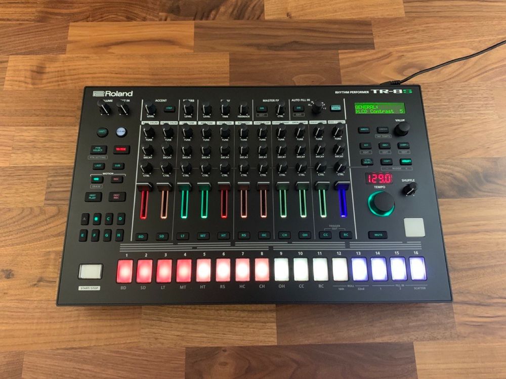 Roland TR8S (Neu (gemäss Beschreibung)) in Unterägeri für CHF 425 – mit ...