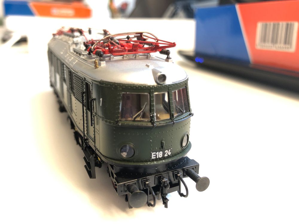 schöne Roco DB BR E18 24 grün, analog DC (Gebraucht) in Jonschwil für CHF 29 – mit Lieferung auf ...