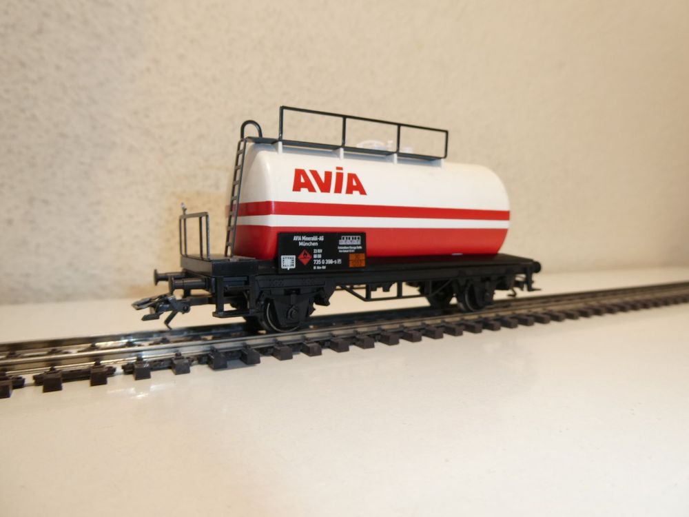 Märklin Güterwagen DB 398-5 Kesselwagen AVIA HO (11) (Gebraucht) in ...