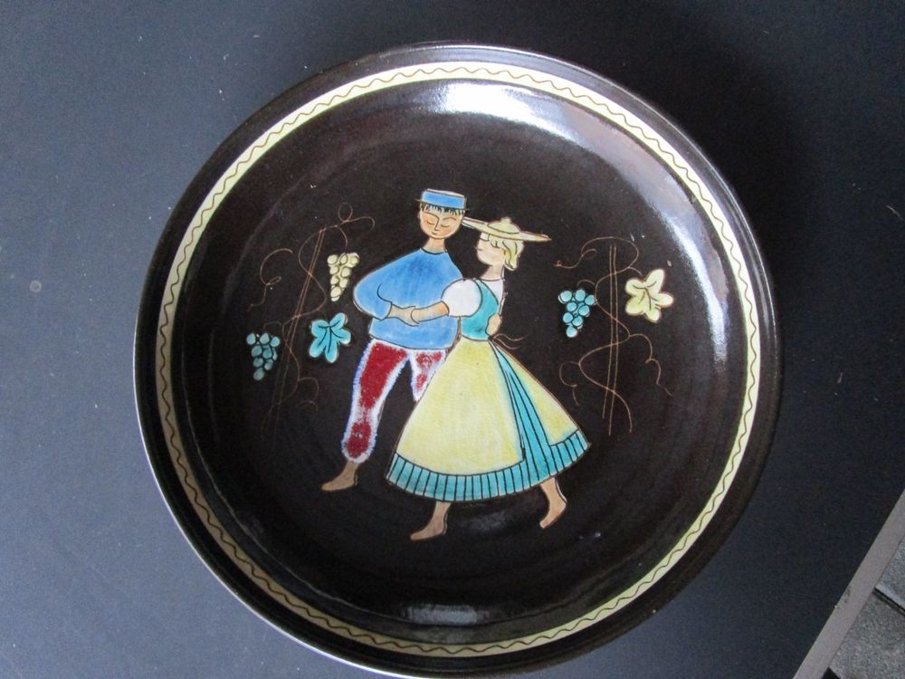 Keramikteller braun Wandteller DM 27 cm (Gebraucht) in Bätterkinden für ...