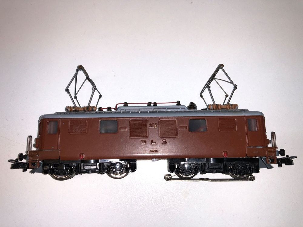 Märklin E-Lok BLS Ae 4/4 (Chassis von Märklin, Gehäuse??) (D'occasion ...