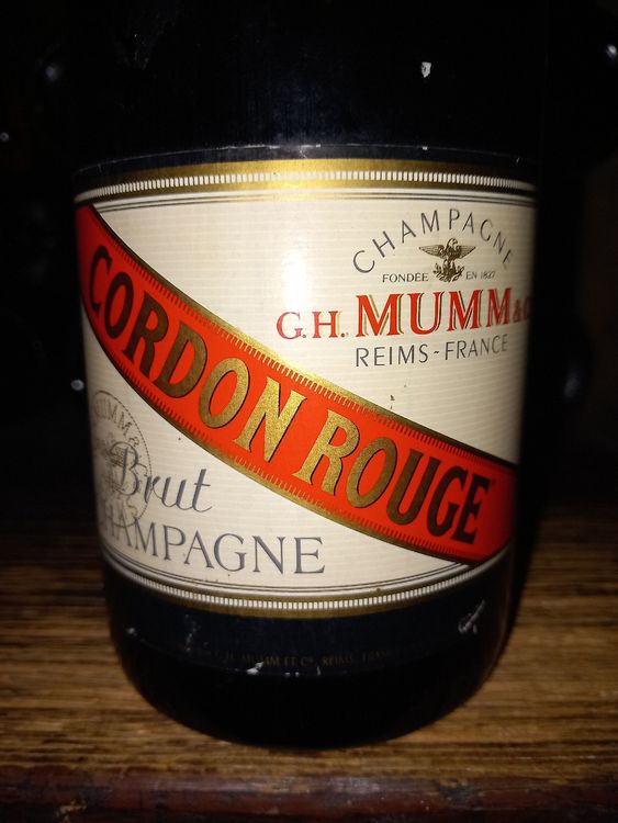 Ghost MUMM cordon rouge brut champagne (Neu und originalverpackt) in Le ...