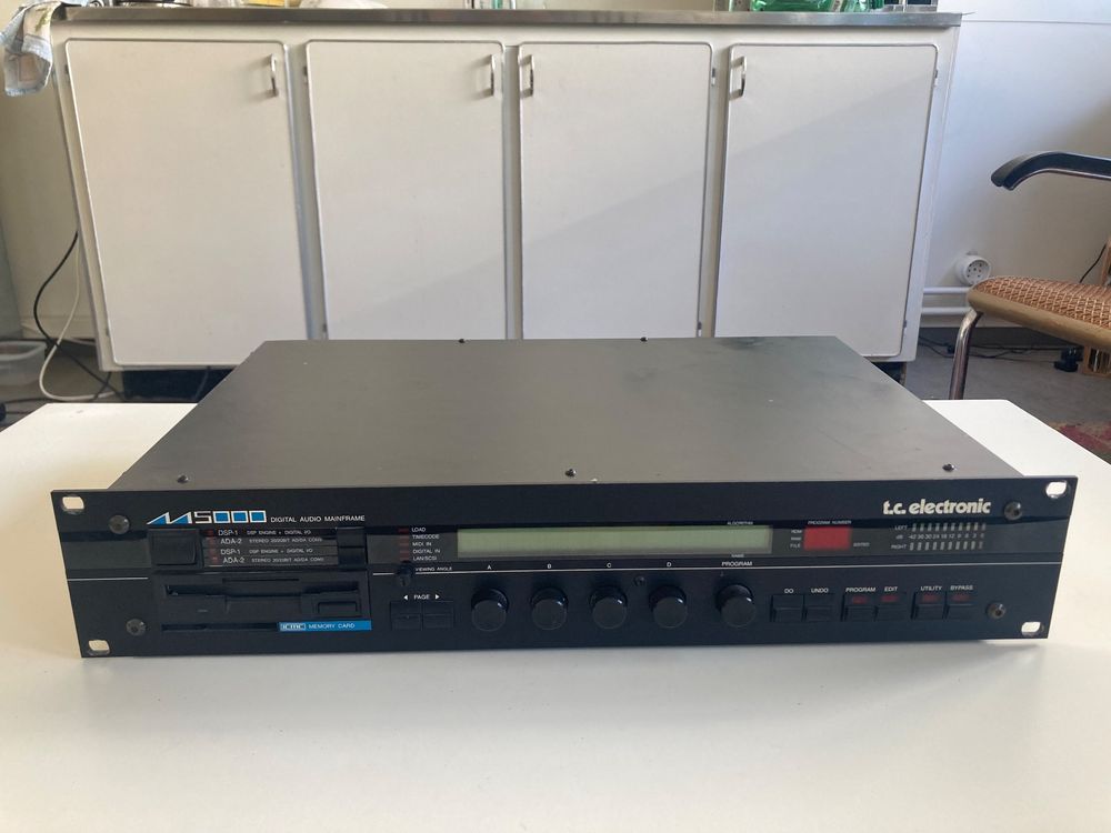 t.c. electronic m5000 digital audio mainframe (Gebraucht) in Basel für ...