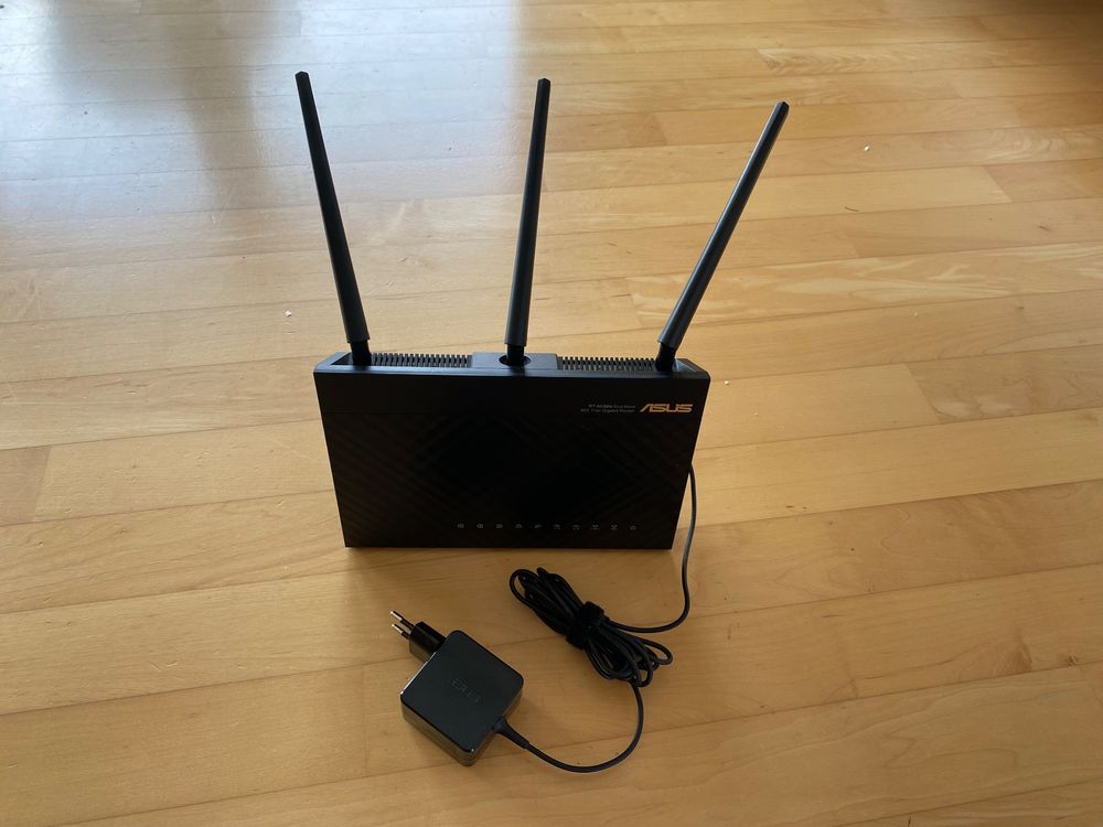 ASUS RT-AC68U Dual Band 802-11ac Gigabit Router (Gebraucht) in ...