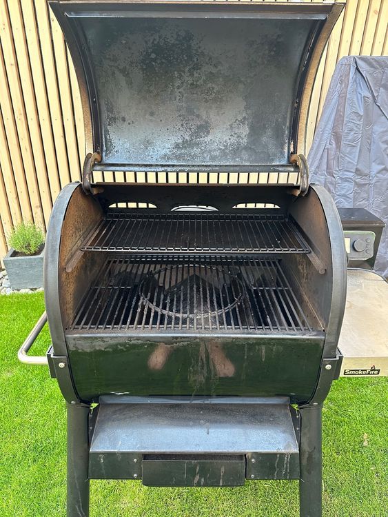 Weber Smokefire (Gebraucht) in für CHF 300 – nur Abholung auf Ricardo ...