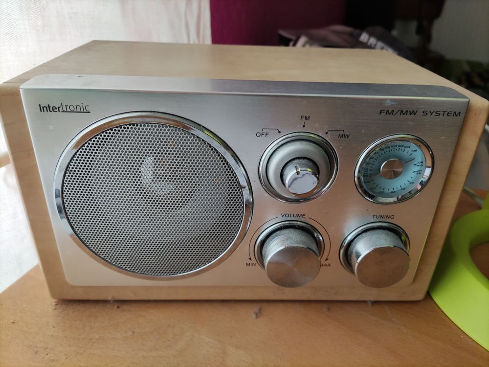 Radio Intertronic FM/MW | Kaufen auf Ricardo