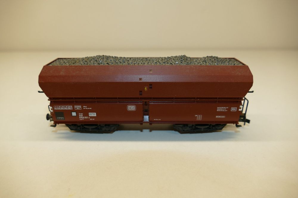 Roco H0: DB Selbstentladewagen mit Ladung (Neu (gemäss Beschreibung)) in Niederhasli für CHF 18 ...