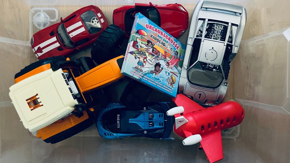 Spielzeugautos Set Flugzeug Traktor Bugatti für Kinder | Kaufen auf Ricardo