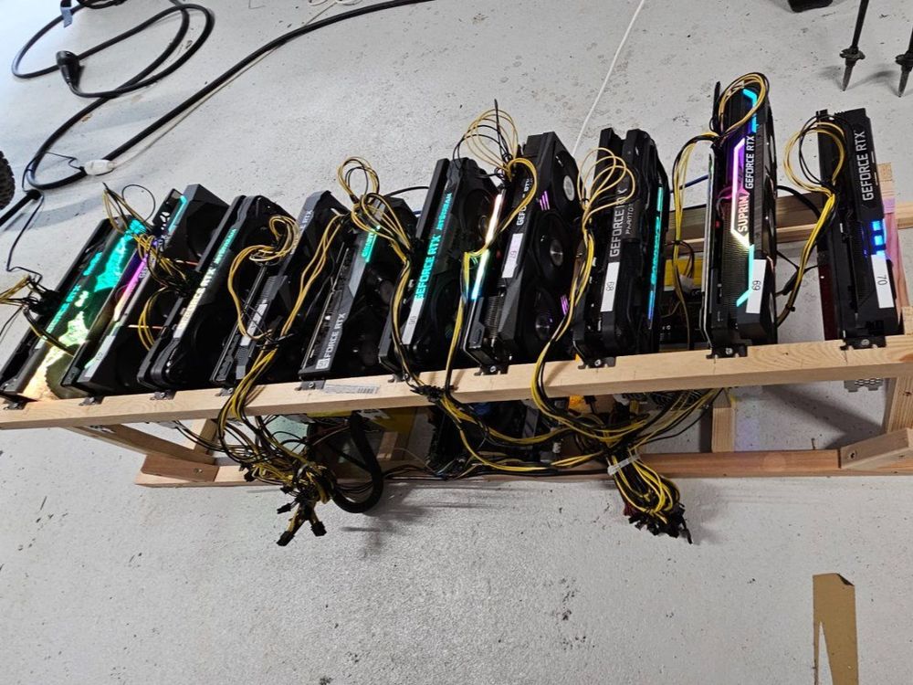 Rig de minage industriel : 100% Nvidia RTX & 100% non-LHR | Kaufen auf ...