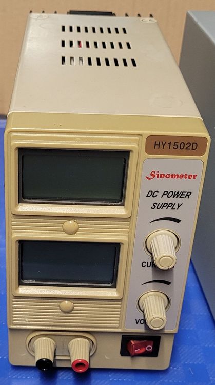 Labornetzteil, Sinometer HY1502D, 15V, 3A (2 von 2) (Gebraucht) in Arni ...