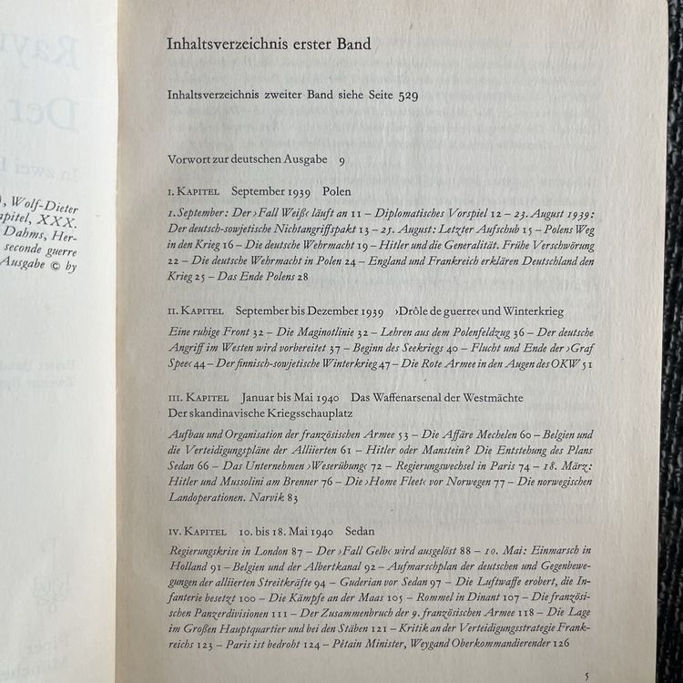 Der zweite Weltkrieg in zwei Bänden (Gebraucht) in Schwyz für CHF 3 – mit Lieferung auf Ricardo ...