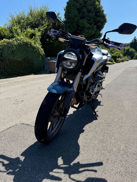 Honda CB125r comme neuve, peu de km! Top! (Gebraucht) in Villars-Ste-Croix für CHF 4300 – nur ...