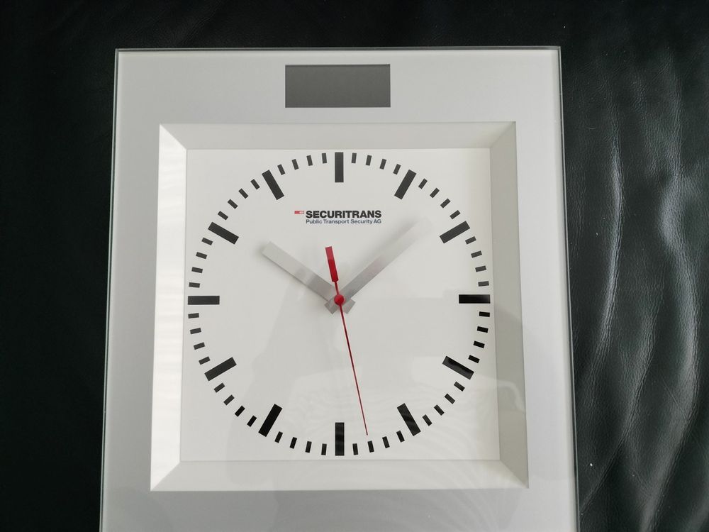 Waage mit Bahnhofuhr | Kaufen auf Ricardo