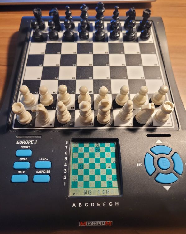 Millennium Schachcomputer Europe Chess Master 2 (Gebraucht) in ...