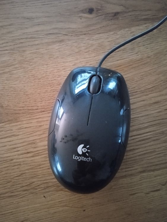 Logitech Maus mit USB-A (Gebraucht) in Rothrist für CHF 2 – mit ...