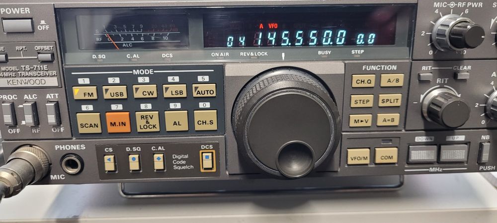 Kenwood 144 Mhz.Transceiver TS-711E mit 25 Watt (Gebraucht) in Neuhaus SG für CHF 110 – mit ...