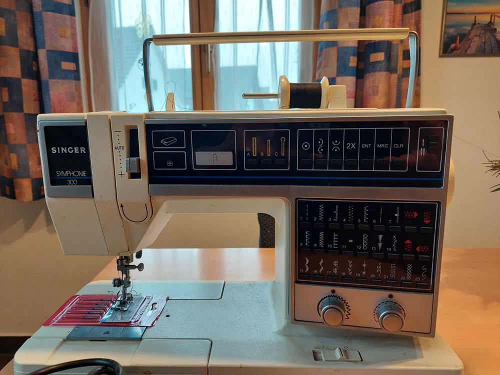 Singer Nähmaschine Symphonie 300 | Kaufen auf Ricardo