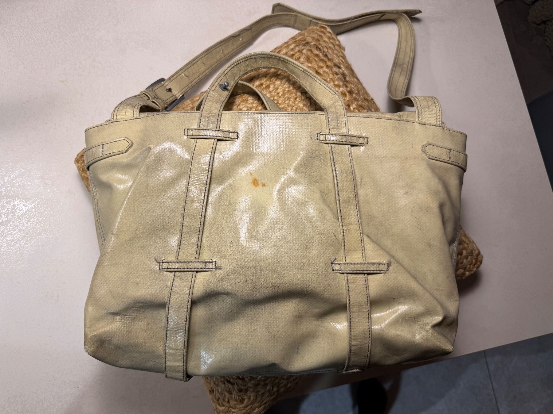 Freitag R518 Fern (Gebraucht) in Arsiè für CHF 185 – mit Lieferung auf ...