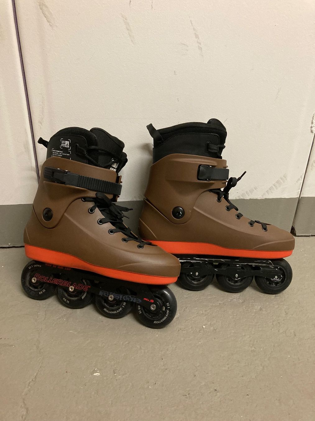 Standard Omni V2 Inline Skates (Neuf (Voir description)) à Zürich pour ...