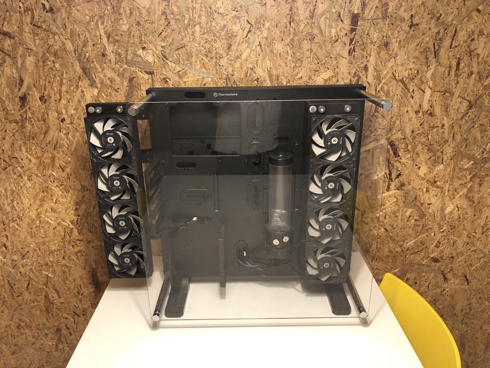 Thermaltake Core P5 + Pump + Radiators | Kaufen auf Ricardo