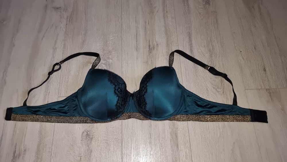 Eleganter BH grün/gold mit Spitze Grösse 85B (Neu (gemäss Beschreibung ...