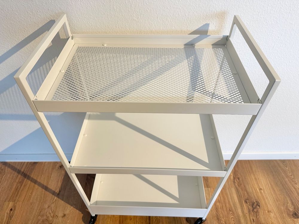 Servierrollwagen 3 Etagen mit Rollen – Weiss (Gebraucht) in Zürich für ...